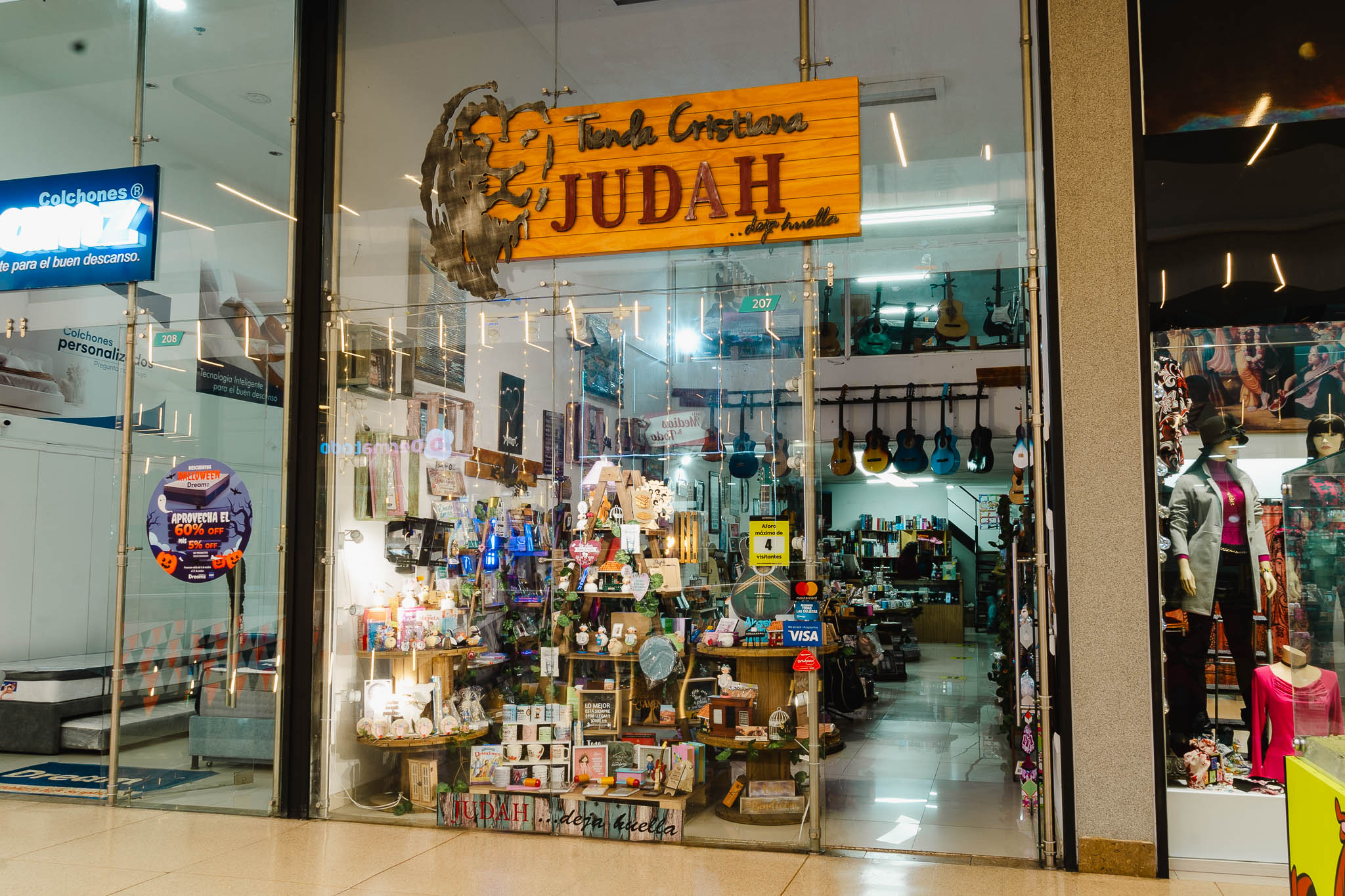 Artículos Religiosos Centro Comercial Metrópolis Bogotá